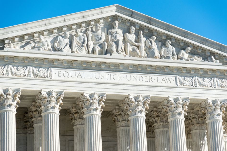 SCOTUS: Title VII Does Not Require 'Background Circumstances' in Reverse Discrimination Cases ...
