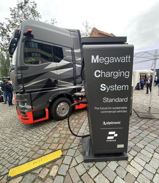 2024 the year of the eHGV?, Stephen Robinson