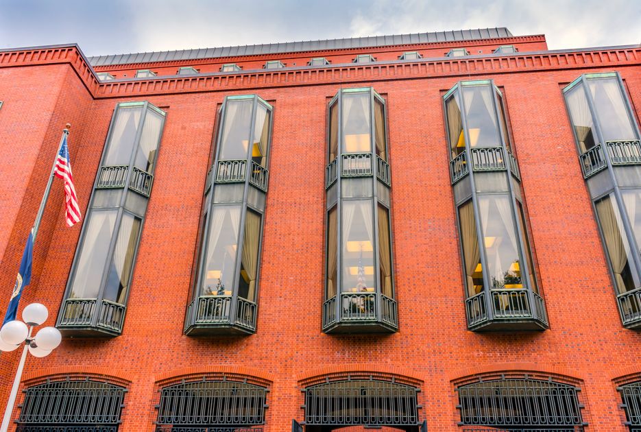 Appeals Court Pauses CIT’s IEEPA Tariffs Ruling Through Likely Supreme ...